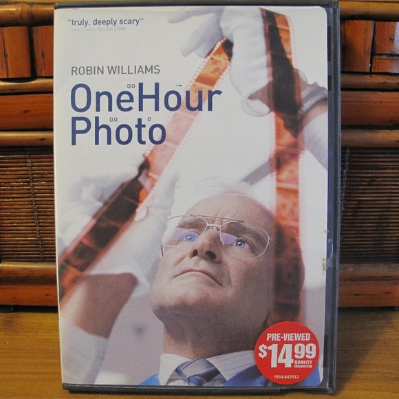 20th Century Studios | Media | One Hour Photo Dvd And Case Full Screen ...